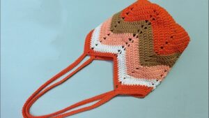 How to Crochet Granny Square Base Fall Bag With Chevron – My Crafty Basket